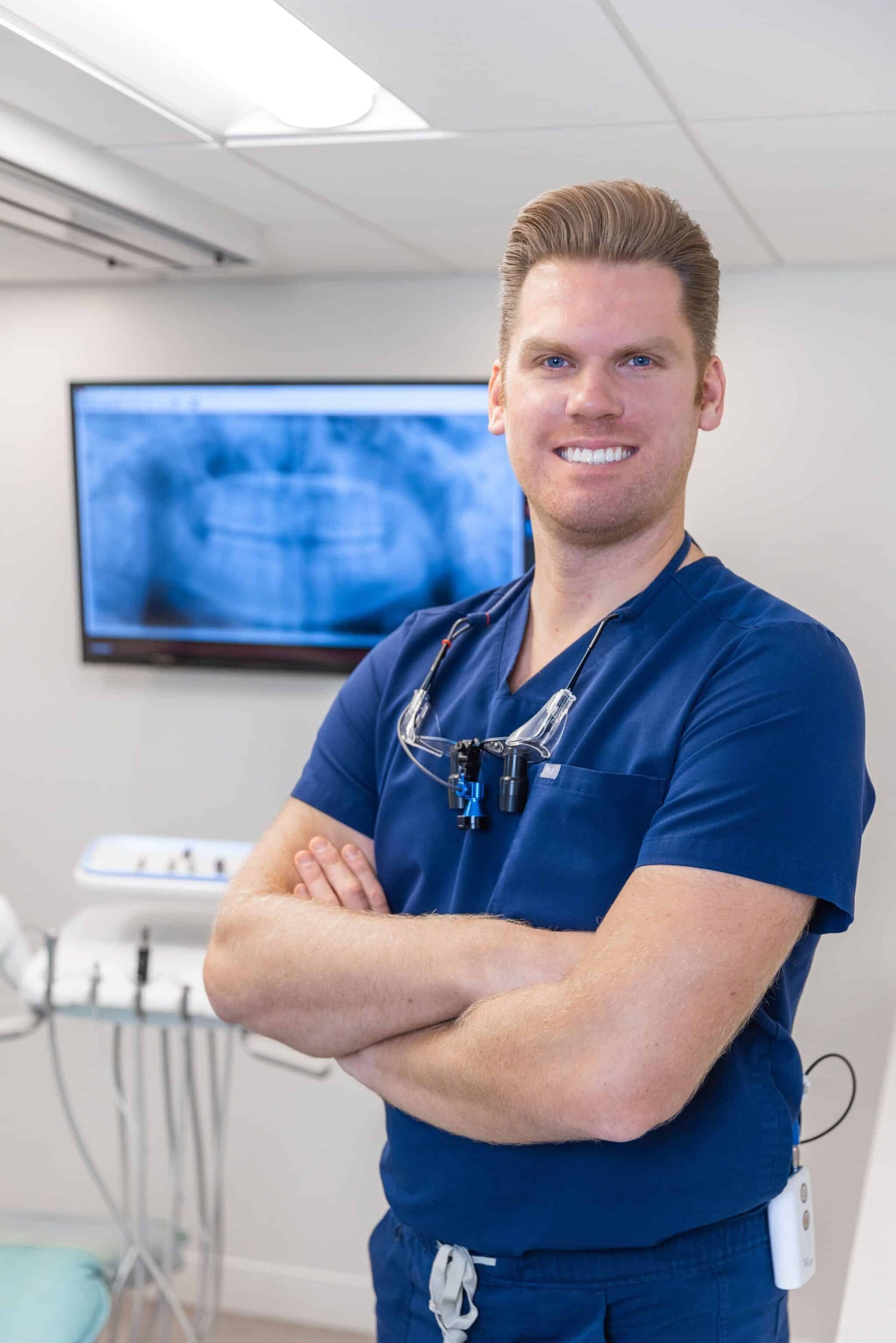Dr Maxime Desrochers & son équipe - Centre Dentaire Ahuntsic